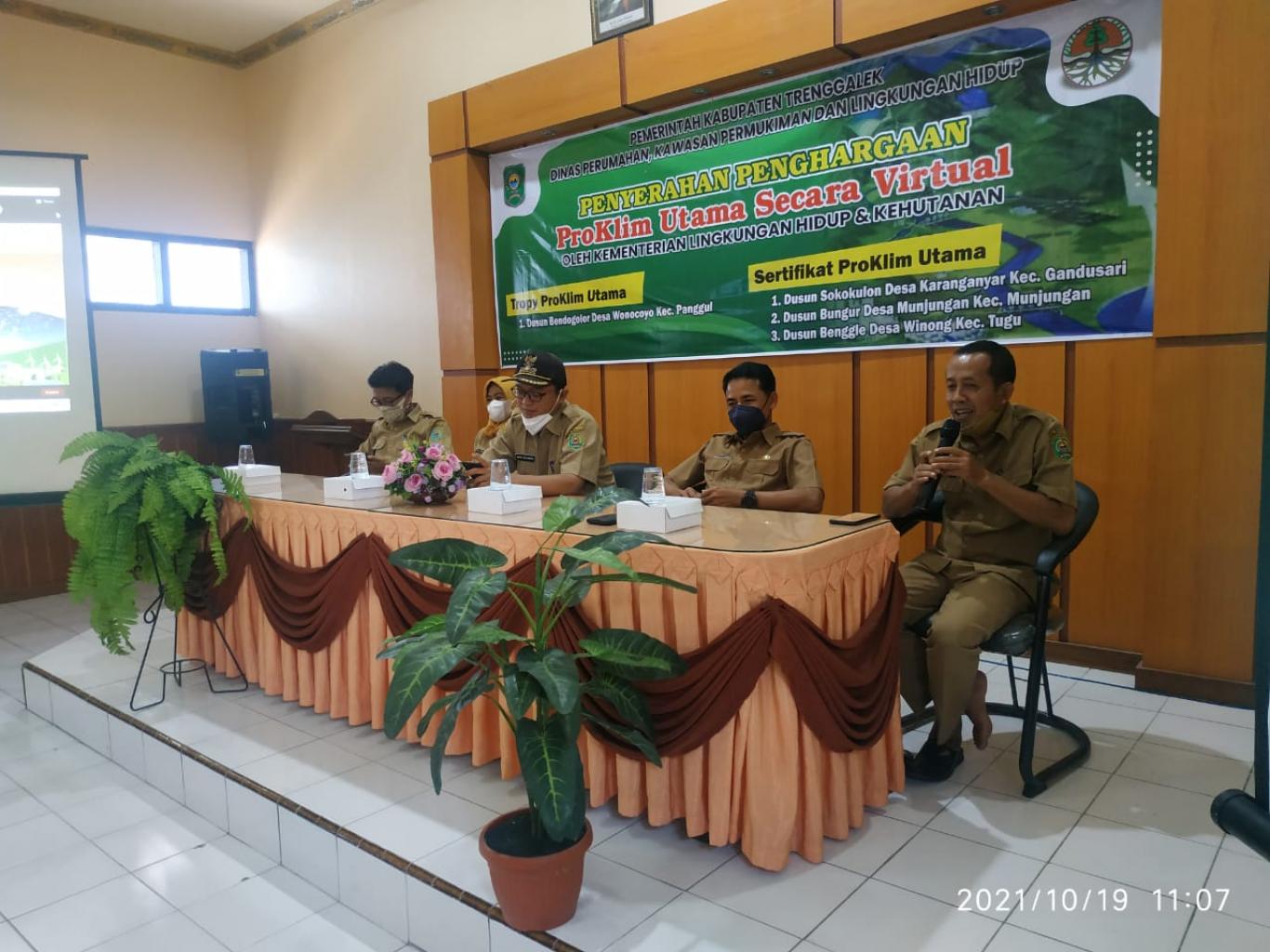 SATU DESA DI TRENGGALEK TEMBUS PROKLIM UTAMA - Website Desa Wonocoyo